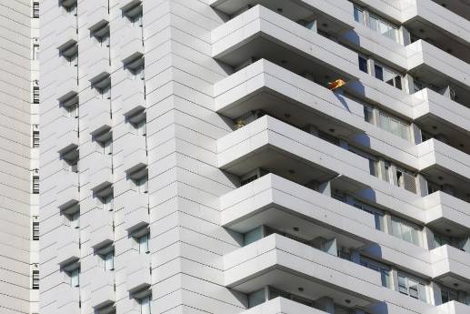 Los arquitectos de la Torre de Francia de València plantean hacer cambios en la fachada