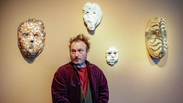 Miquel Barceló expone sus 30 años de arte con la cerámica en La Pedrera ...