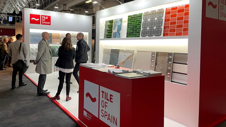 11 firmas del Tile of Spain promocionan sus diseños cerámicos en Londres
